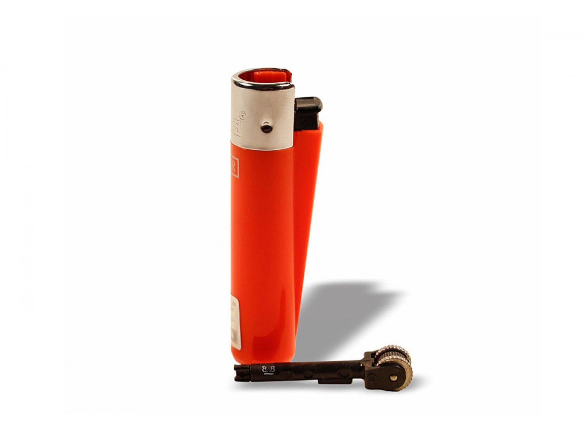 Isqueiro Clipper Pequeno Recarregável - com Pilão BB_7086 IS C P ...